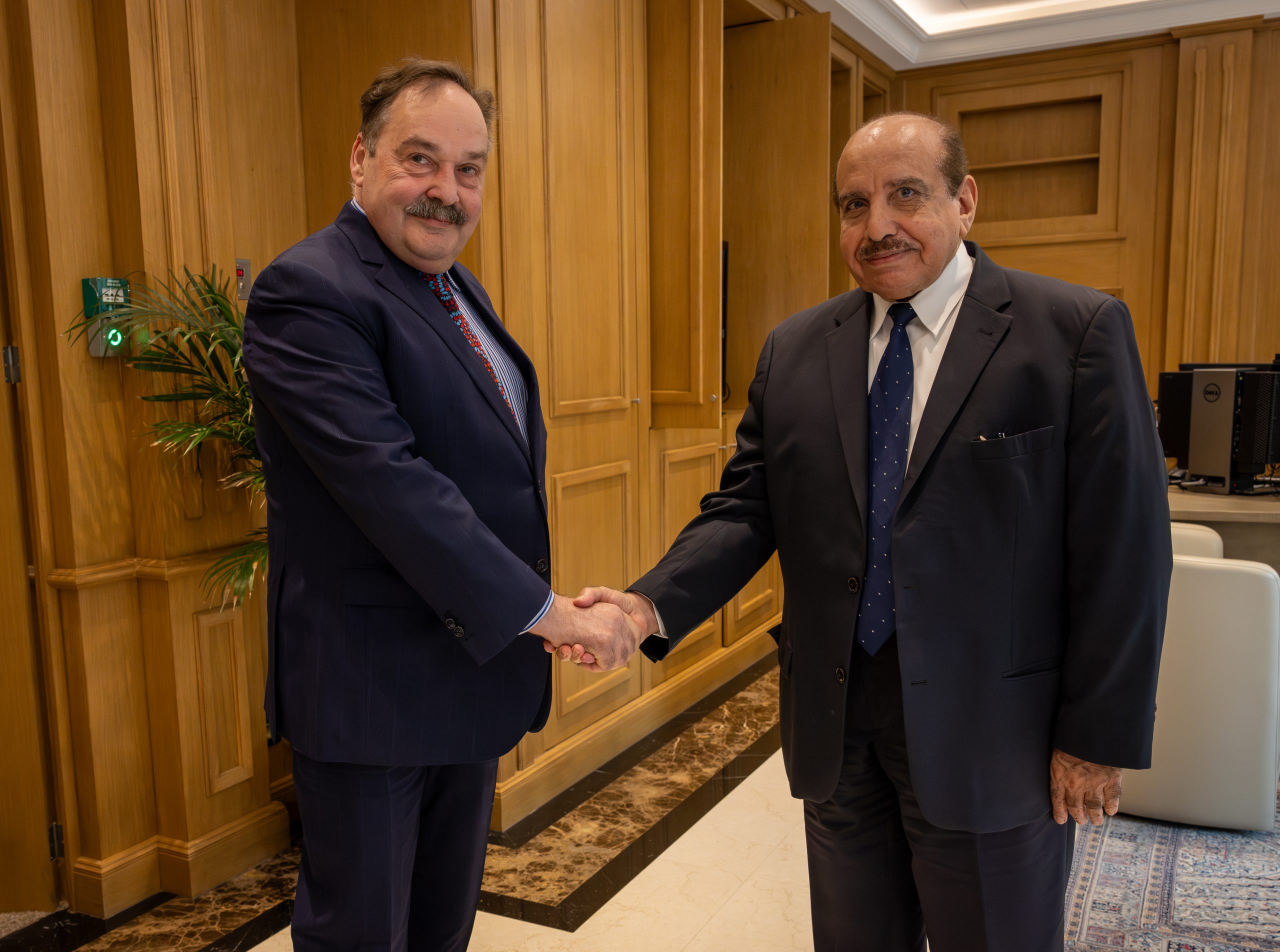 Entretien avec HE Dr Khalid Ibrahim AL-JINDAN – CDE